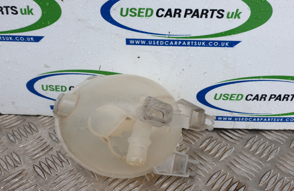 Peugeot 208 expansion tank radiator bottle 9800777280 | Used Car Parts UK