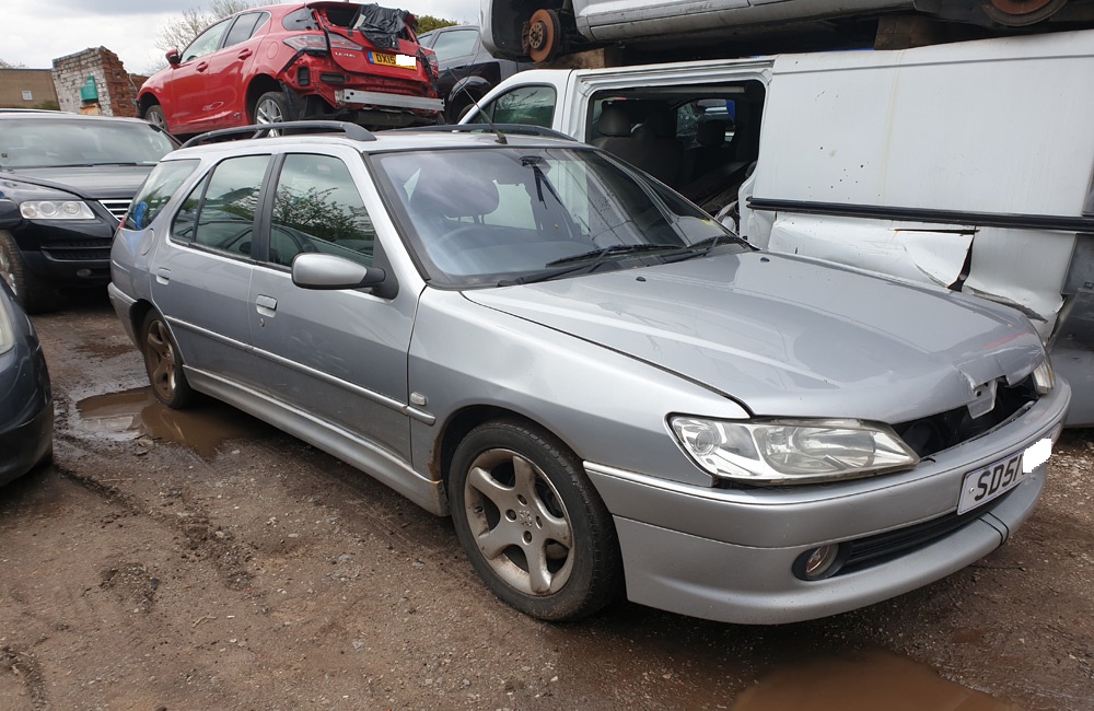 Peugeot 306 Estate rear door quarter glass windo | Used Car Parts UK