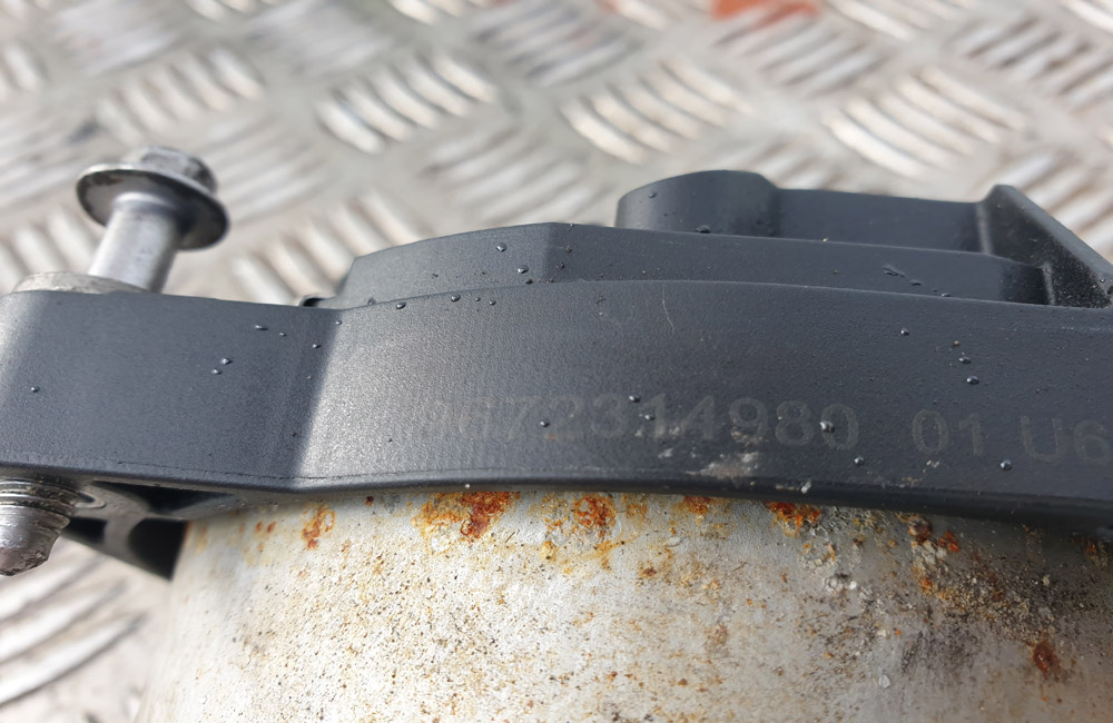 Peugeot Partner Van fuel filter housing 9672314980 | Used Car Parts UK