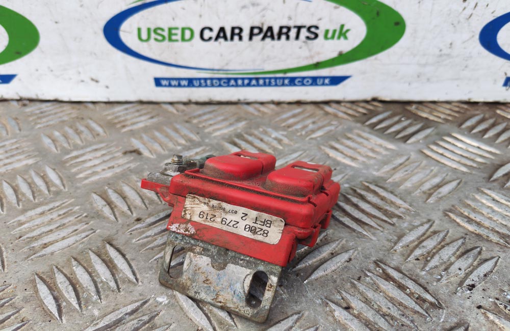 Renault Clio MK3 Battery Terminal 8200279219 | Used Car Parts UK