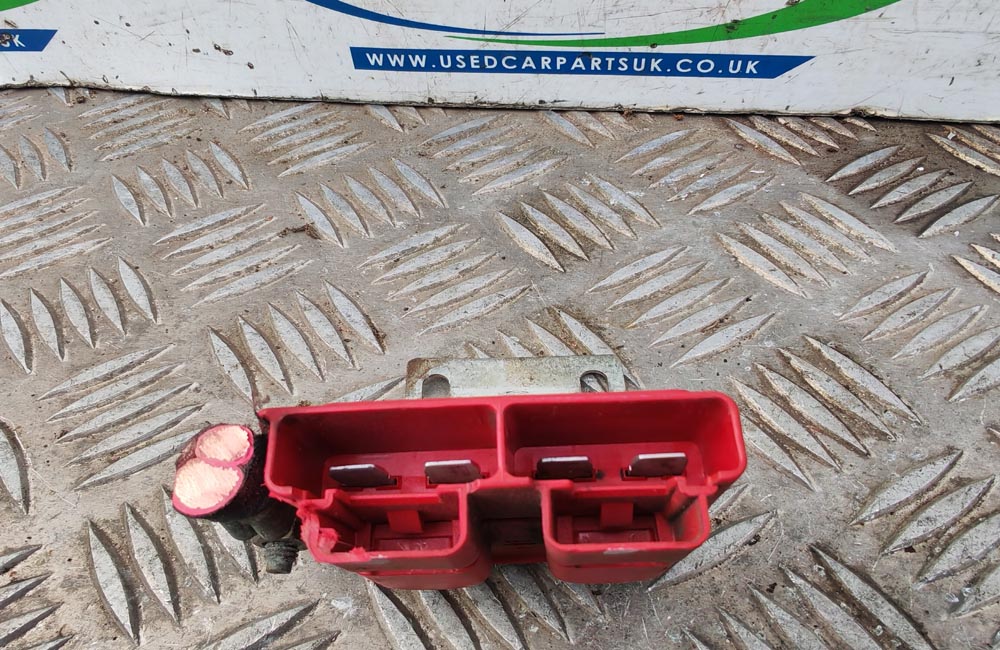 Renault Clio MK3 Battery Terminal 8200279219 | Used Car Parts UK