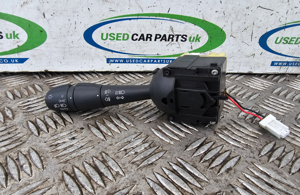 Renault Clio MK4 Headlight Indicator Switch | Used Car Parts UK