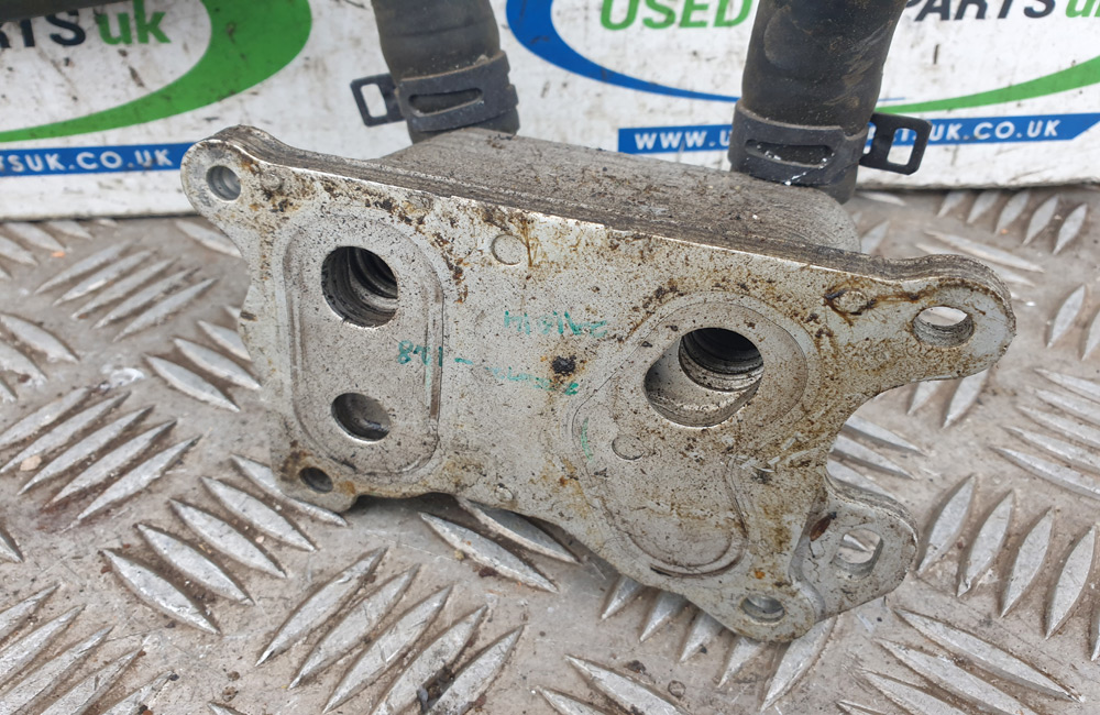 Renault Clio MK4 899CC oil cooler 213052032R | Used Car Parts UK