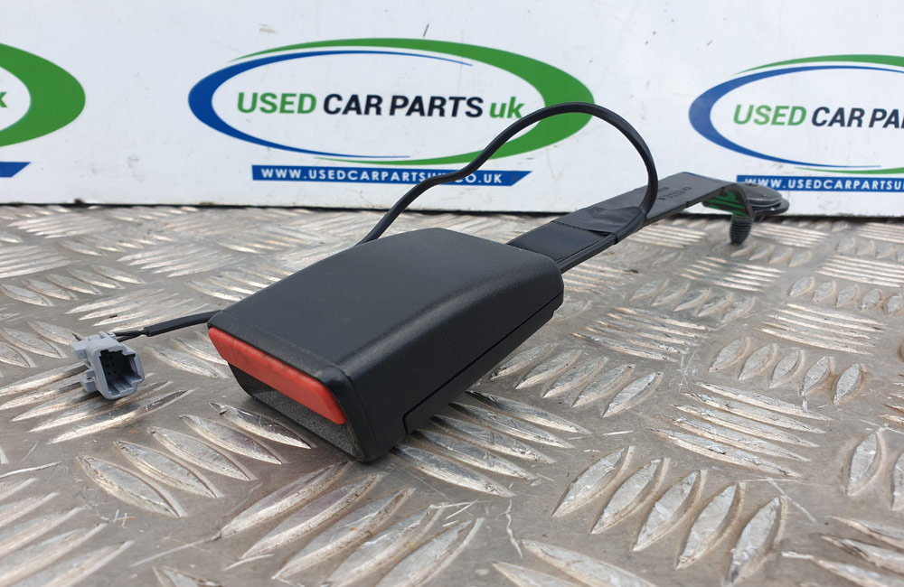 Renault Clio MK4 front seat belt buckle 878177659R | Used Car Parts UK