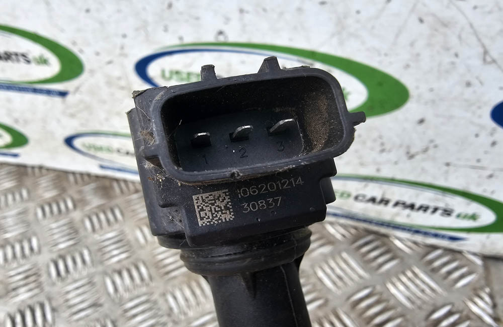 Renault Clio Engine Coil Pack 224332428R 899 CC | Used Car Parts UK