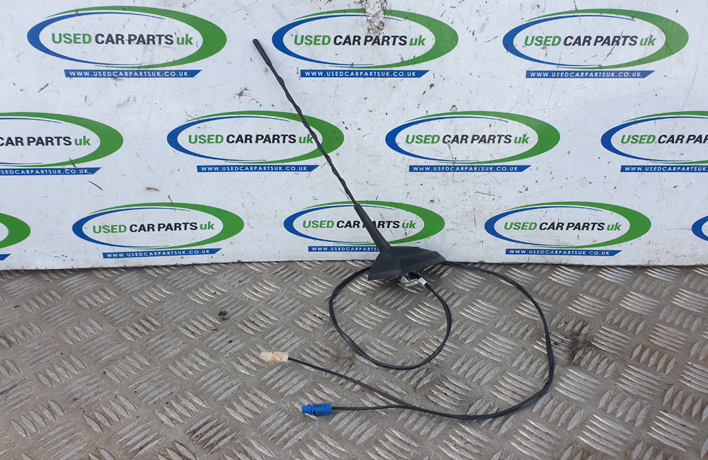 Renault Clio roof aerial base Dynamique | Used Car Parts UK