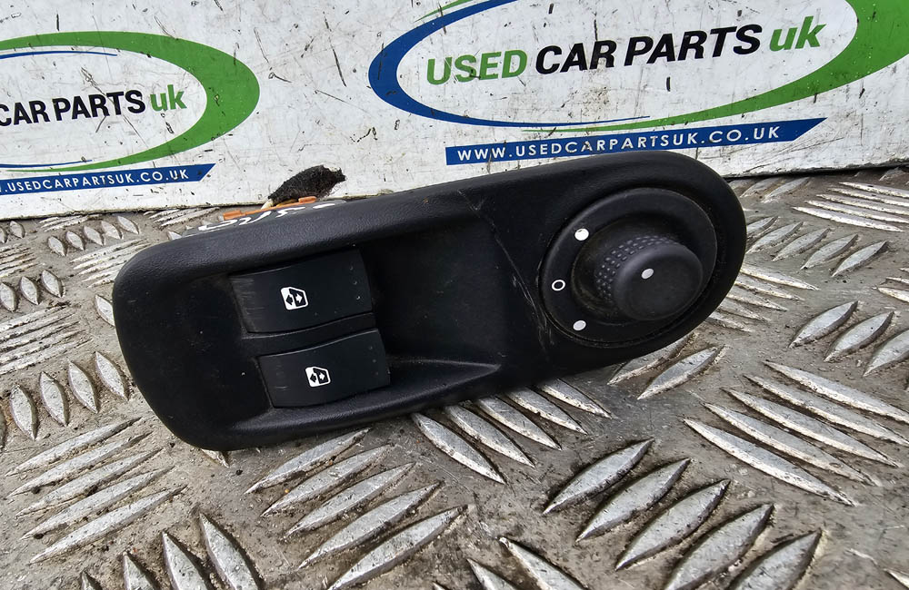 Renault Master Van MK2 Window Switch Drivers | Used Car Parts UK