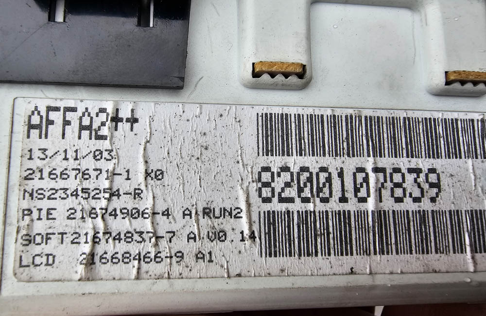 Renault Master Van MK2 Dash Display Screen | Used Car Parts UK