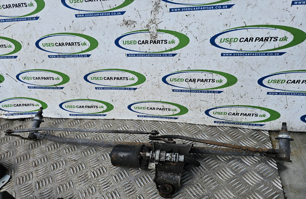Renault Master Van MK2 Front Wiper Motor | Used Car Parts UK