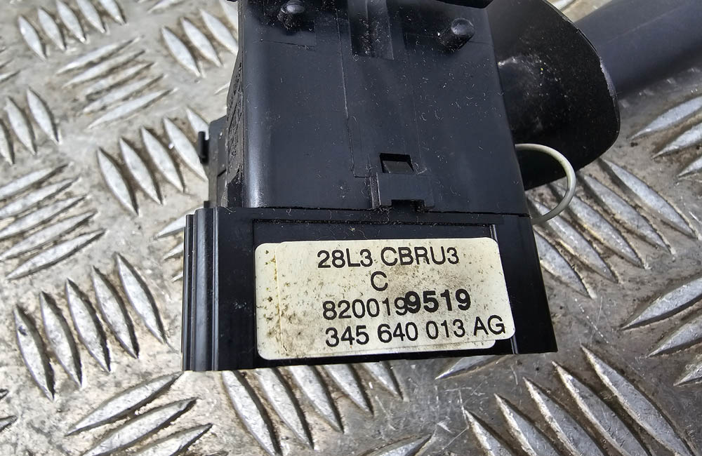 Renault Master Van Headlight Switch 8200199519 | Used Car Parts UK