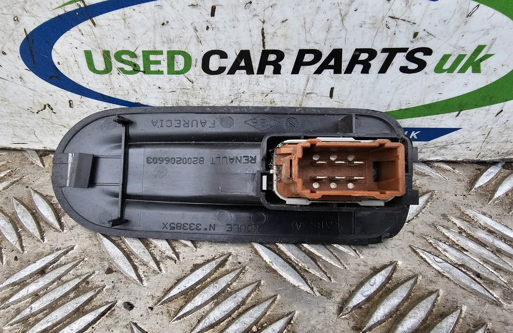 Renault Master Van MK2 Window Switch Left | Used Car Parts UK