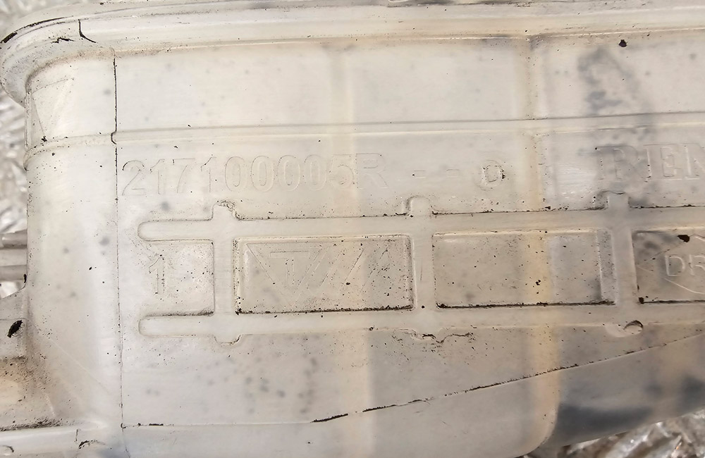 Renault Megane MK3 Radiator Coolant Bottle | Used Car Parts UK