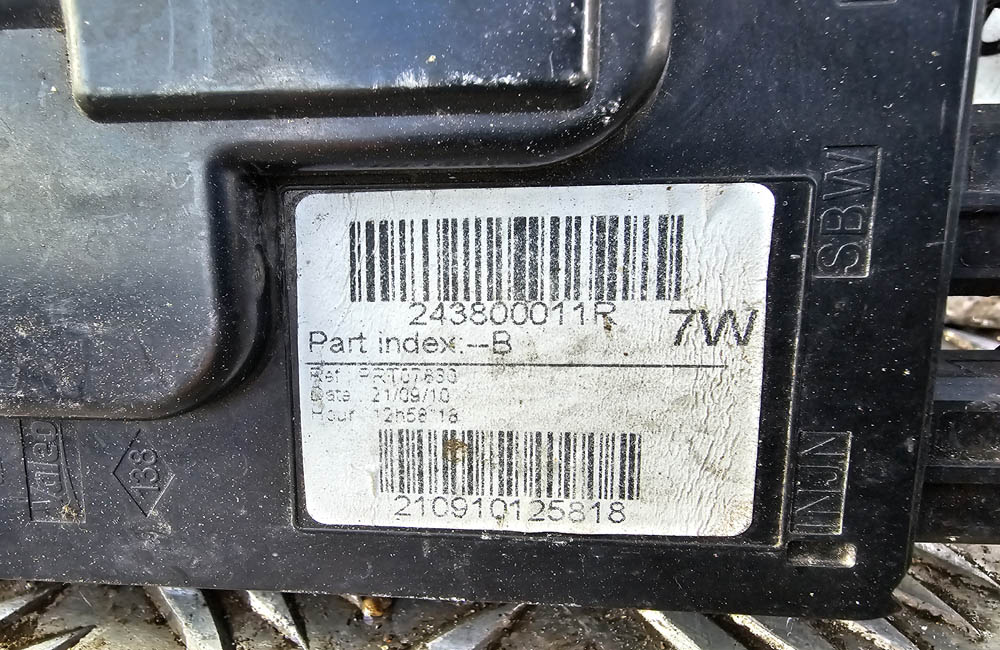 Renault Megane MK3 DCI Battery Control Module | Used Car Parts UK