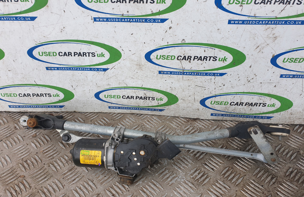 Renault Megane 2008-2013 Front Wiper Motor | Used Car Parts UK