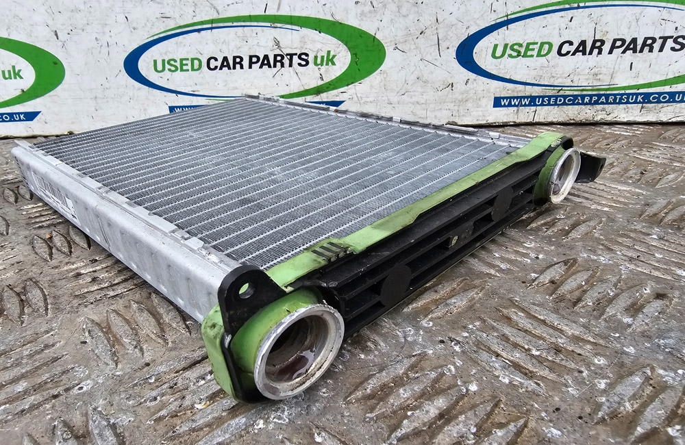 Renault Megane MK3 Heater Matrix Radiator T1007696S | Used Car Parts UK