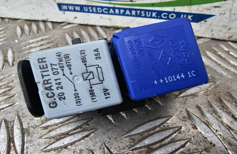 Renault Megane MK3 Relay 8200337666 | Used Car Parts UK