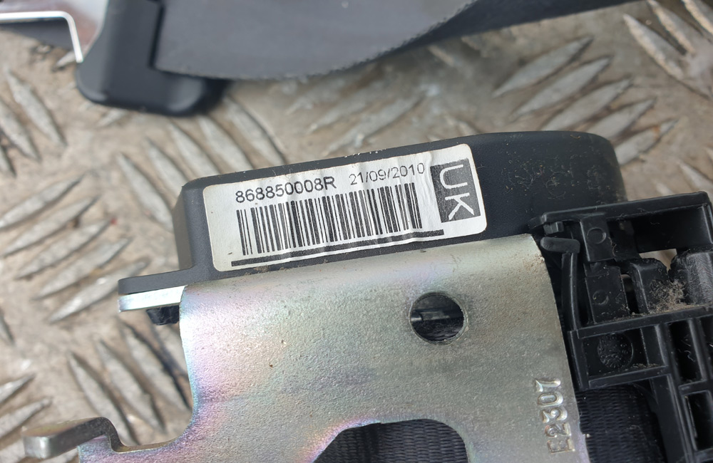 Renault Megane MK3 Seat Belt Passengers Front Left | Used Car Parts UK