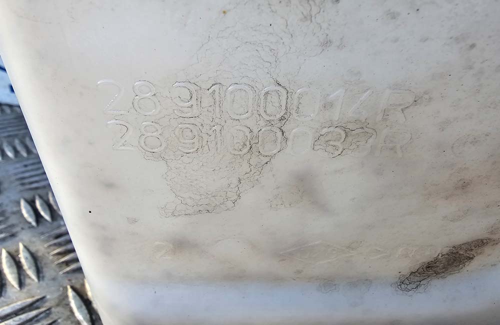 Renault Megane MK3 Washer Bottle | Used Car Parts UK