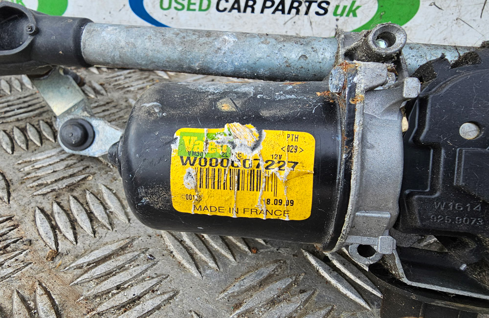 Renault Megane MK3 Front Wiper Motor Linkage | Used Car Parts UK