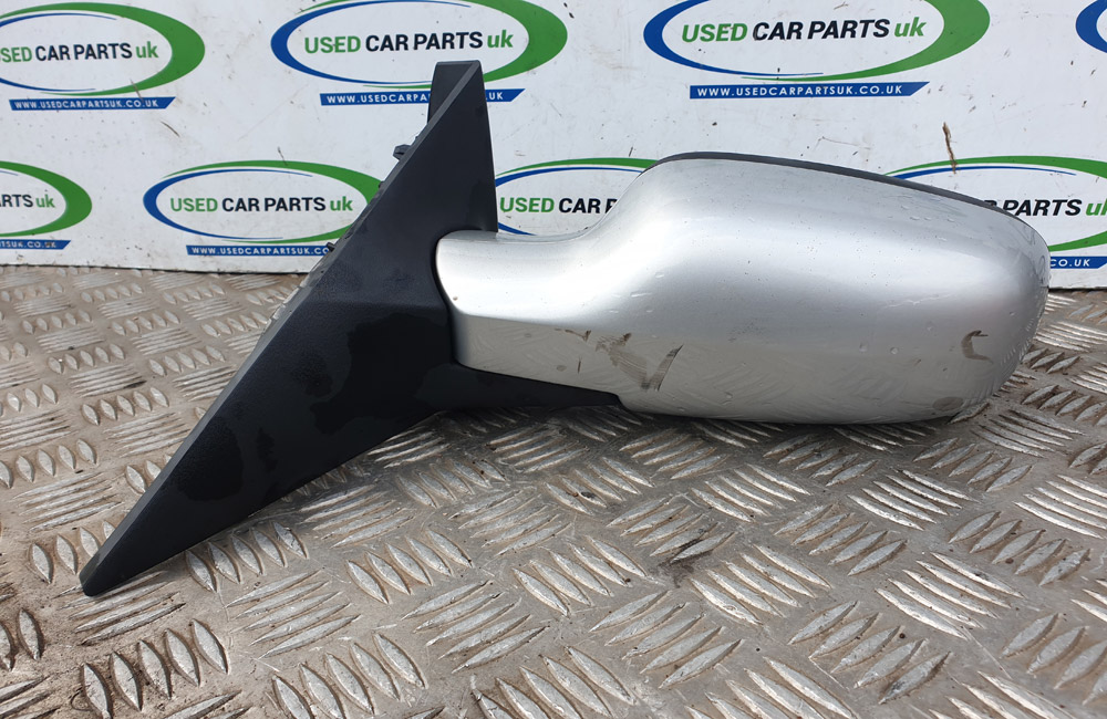 Renault Scenic MK2 door wing mirror left | Used Car Parts UK