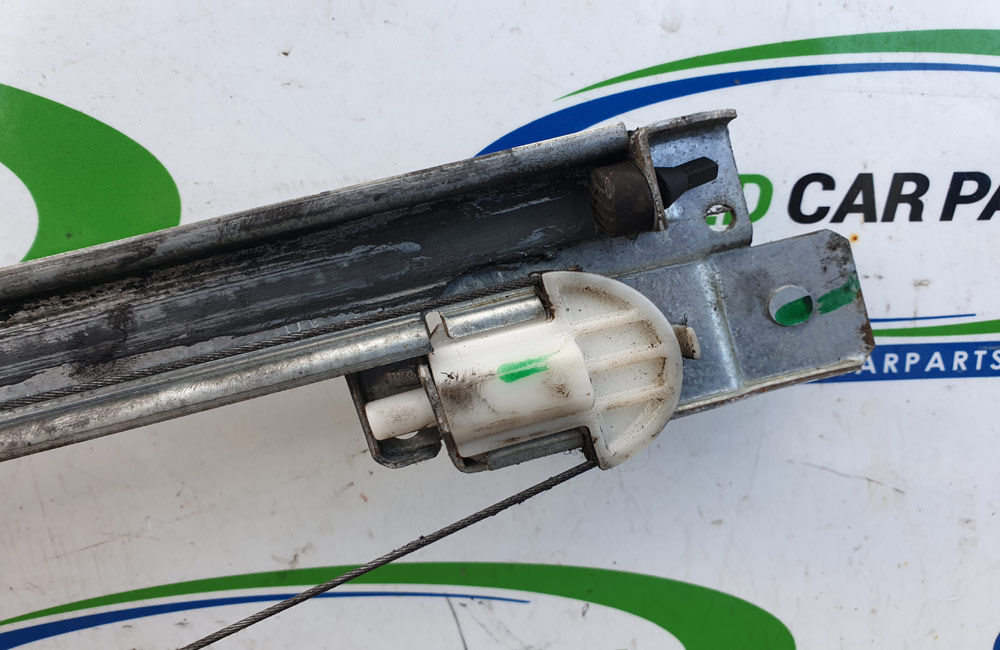 Renault Trafic Van MK2 window regulator left | Used Car Parts UK