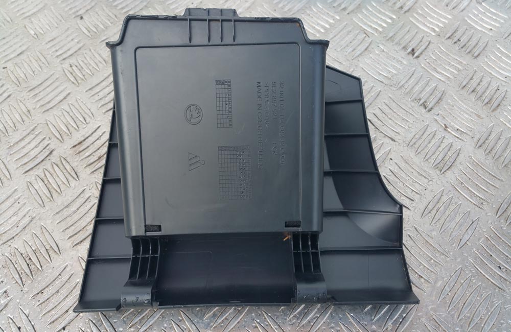 Skoda Octavia MK3 storage glove box compartment | Used Car Parts UK