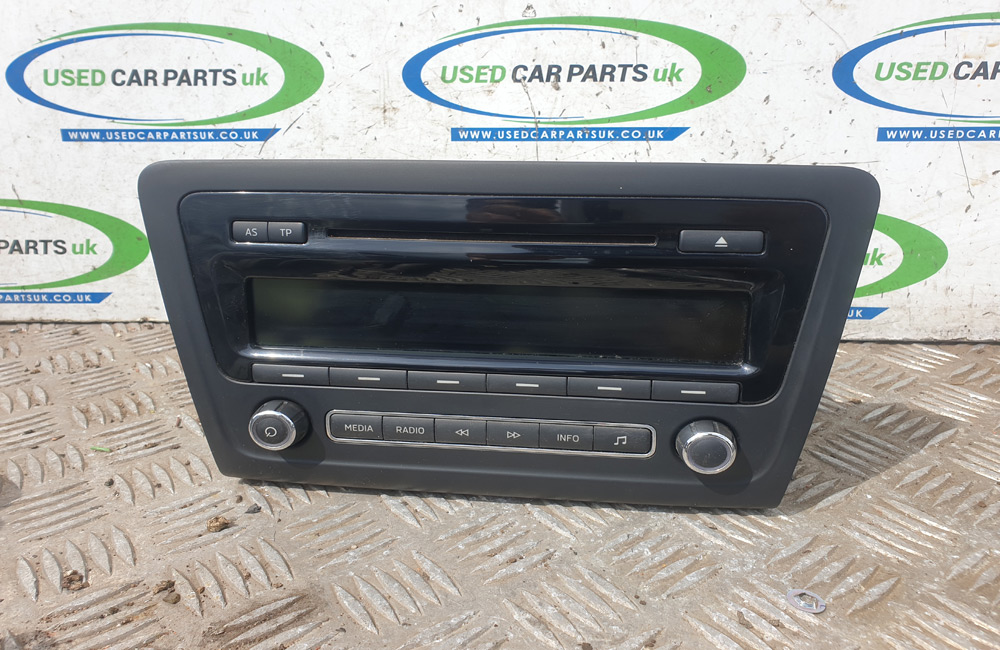 Skoda Rapid CD Player Swing 5J0035161E | Used Car Parts UK