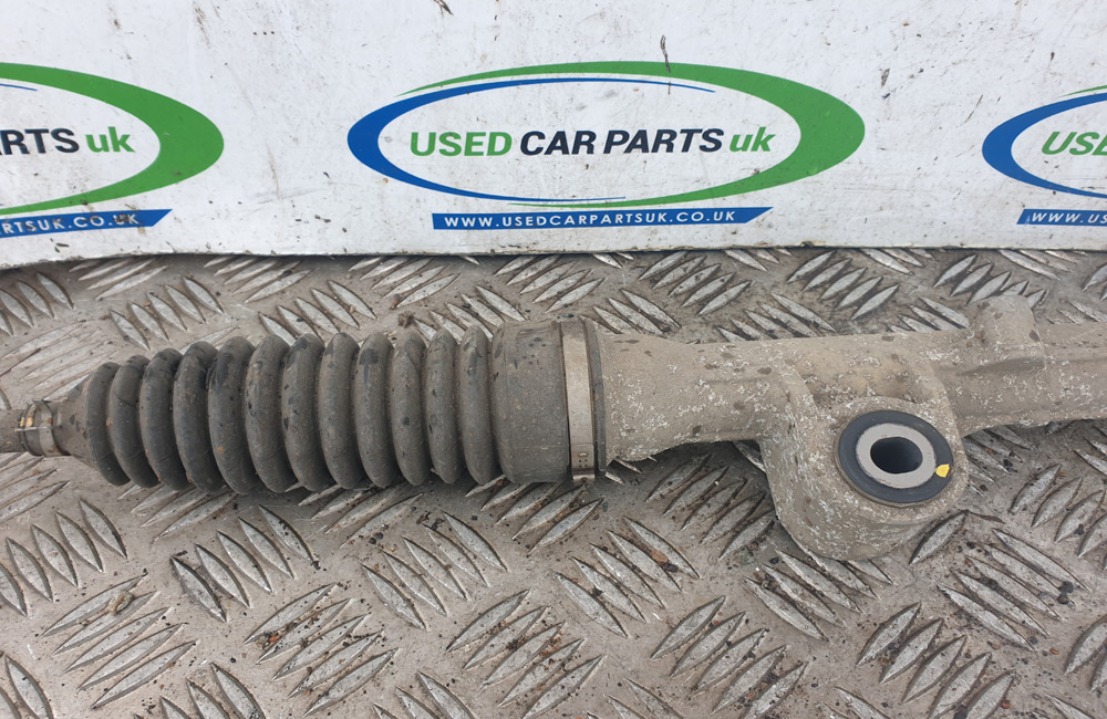 Suzuki Celerio power steering rack | Used Car Parts UK