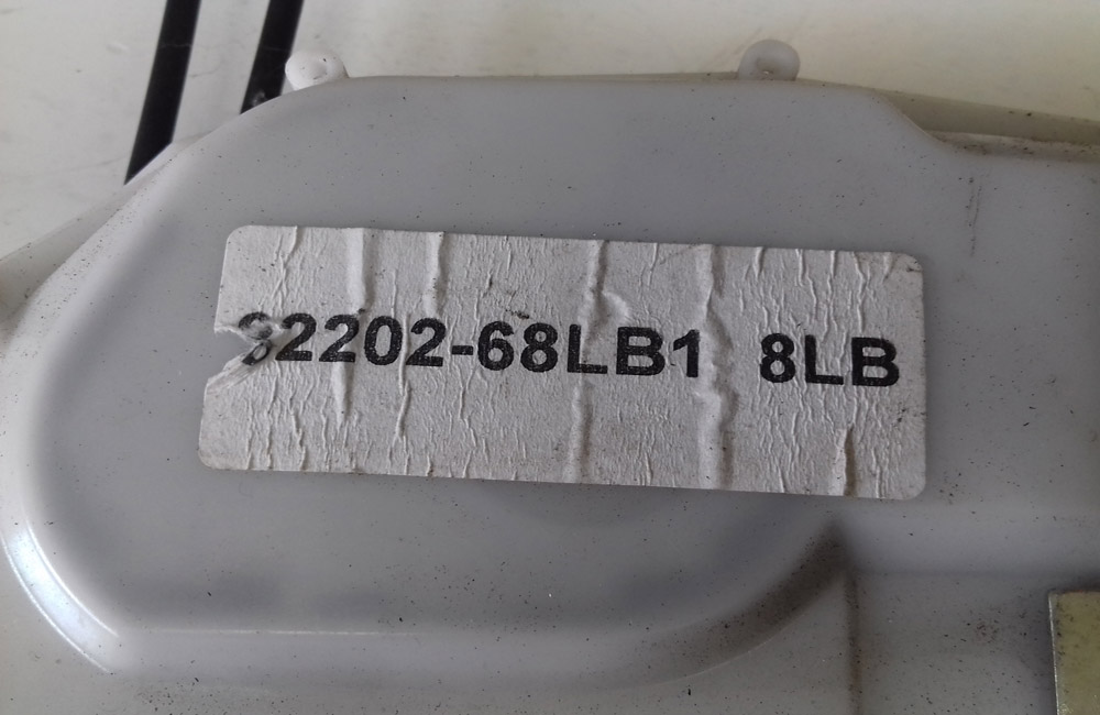 Suzuki Swift passengers front door lock motor | Used Car Parts UK