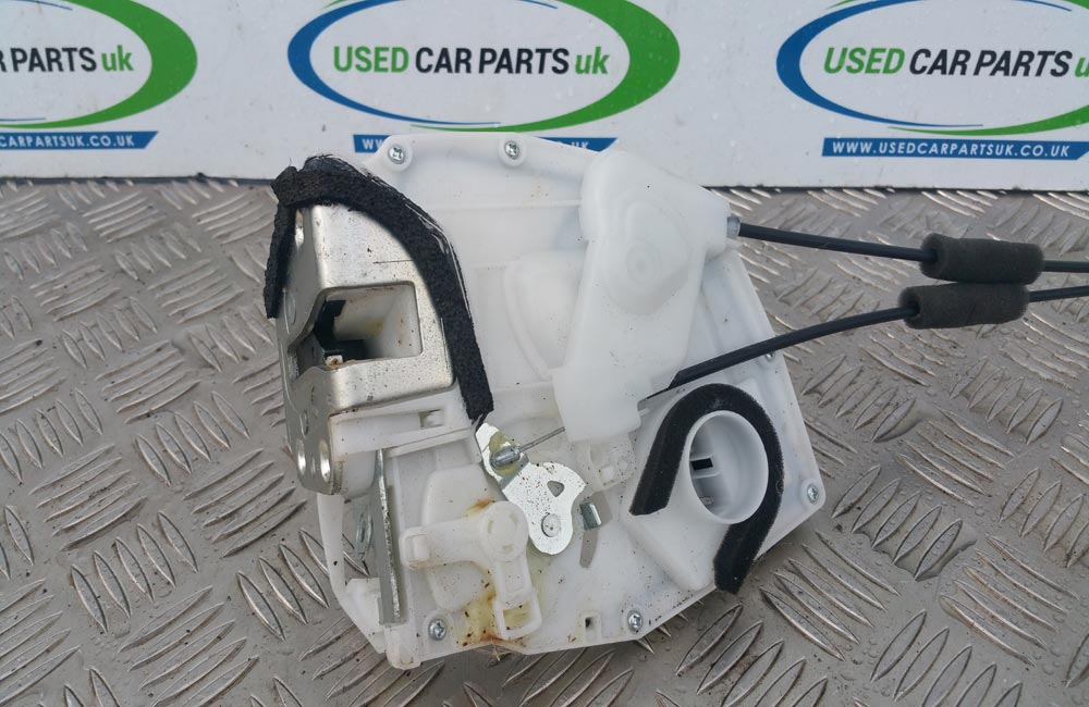 Suzuki Swift SZ4 door lock motor catch rear left | Used Car Parts UK