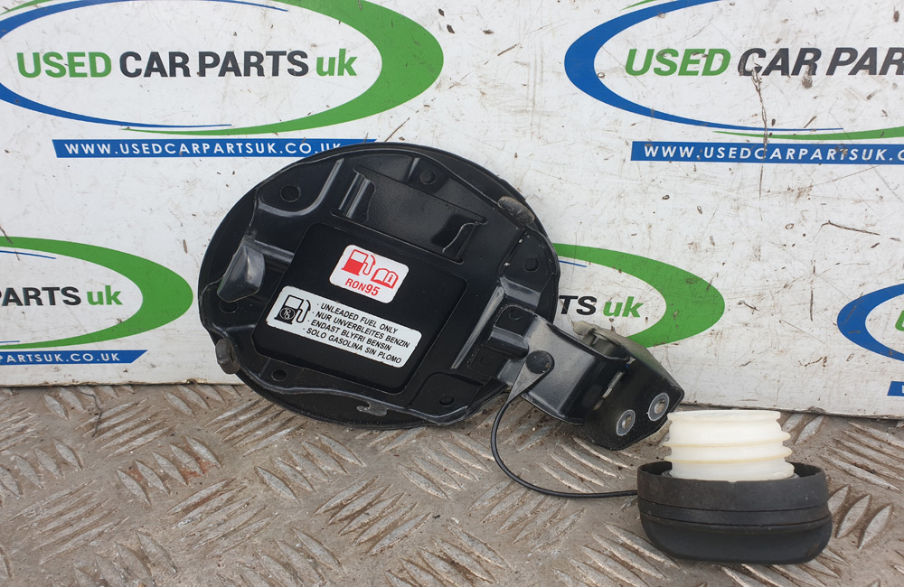 Suzuki Swift MK3 petrol fuel flap cover black | Used Car Parts UK