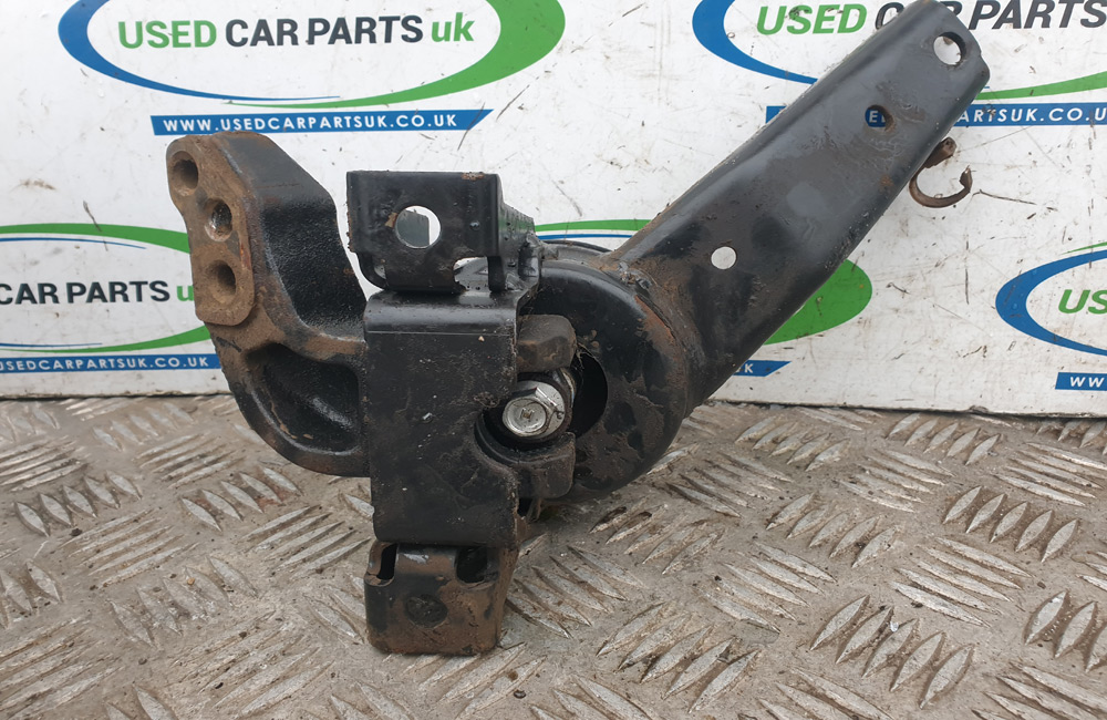 Suzuki Swift MK3 1.6 M16A engine mount | Used Car Parts UK