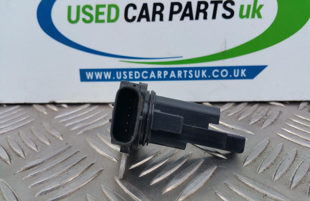 Toyota Auris 1.6 air flow meter 22204-37010 | Used Car Parts UK