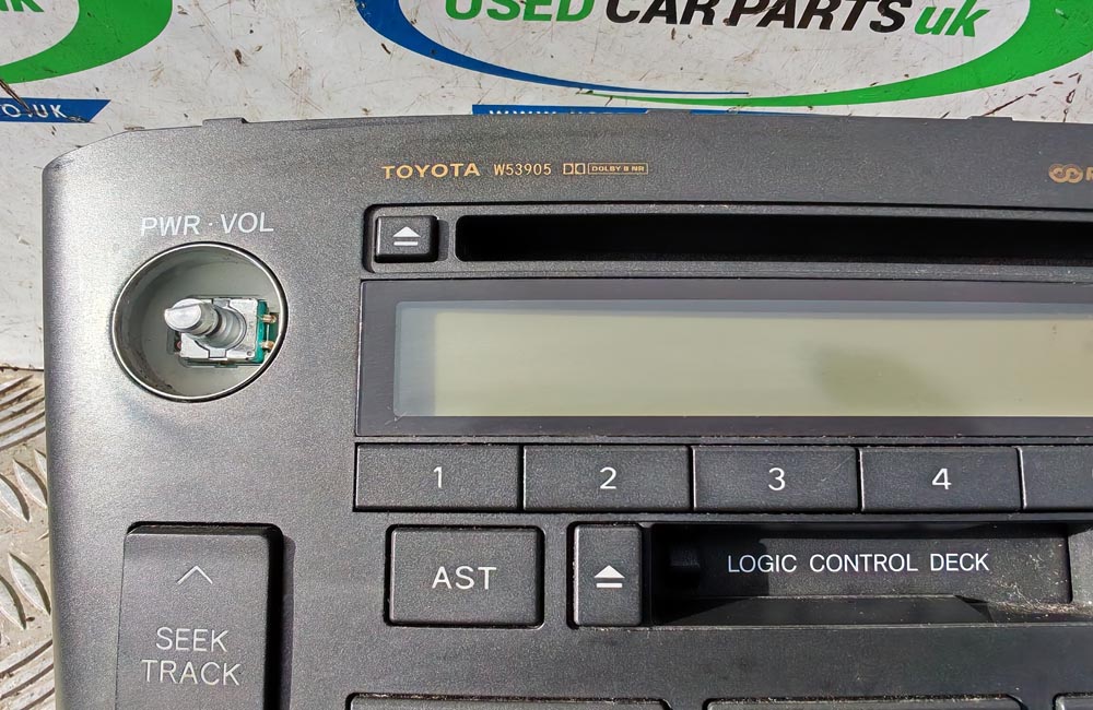 Toyota Avensis MK2 CD Player 86120-05071 | Used Car Parts UK