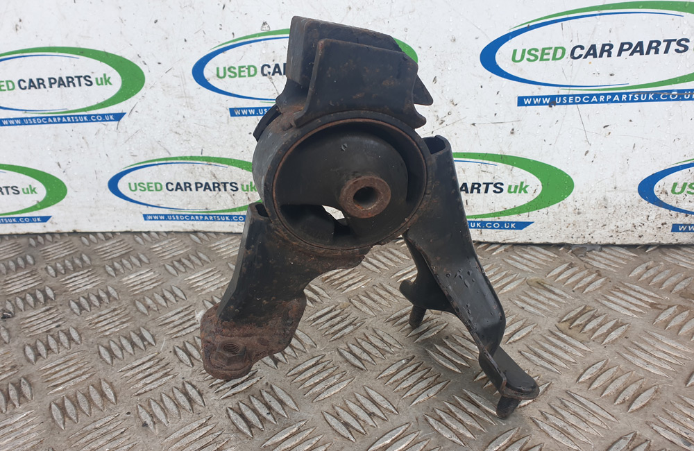 Toyota Avensis MK2 lower rear gearbox mount auto | Used Car Parts UK