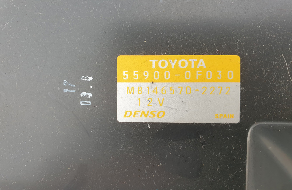 Toyota Corolla Verso heater control panel display | Used Car Parts UK