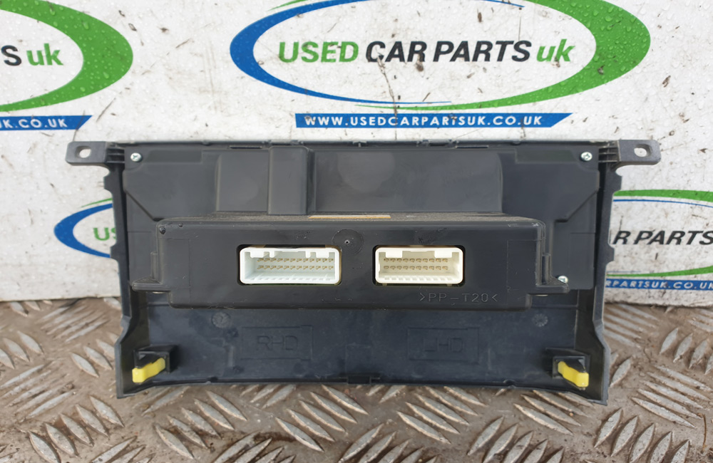 Toyota Corolla Verso heater control panel display | Used Car Parts UK