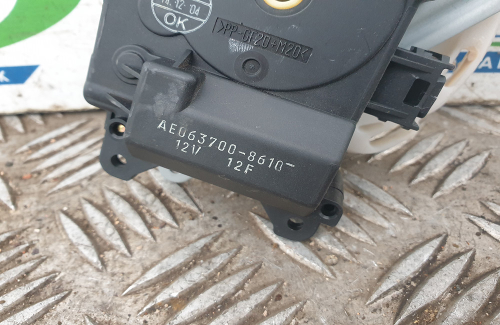 Toyota Corolla Verso heater flap motor actuator | Used Car Parts UK