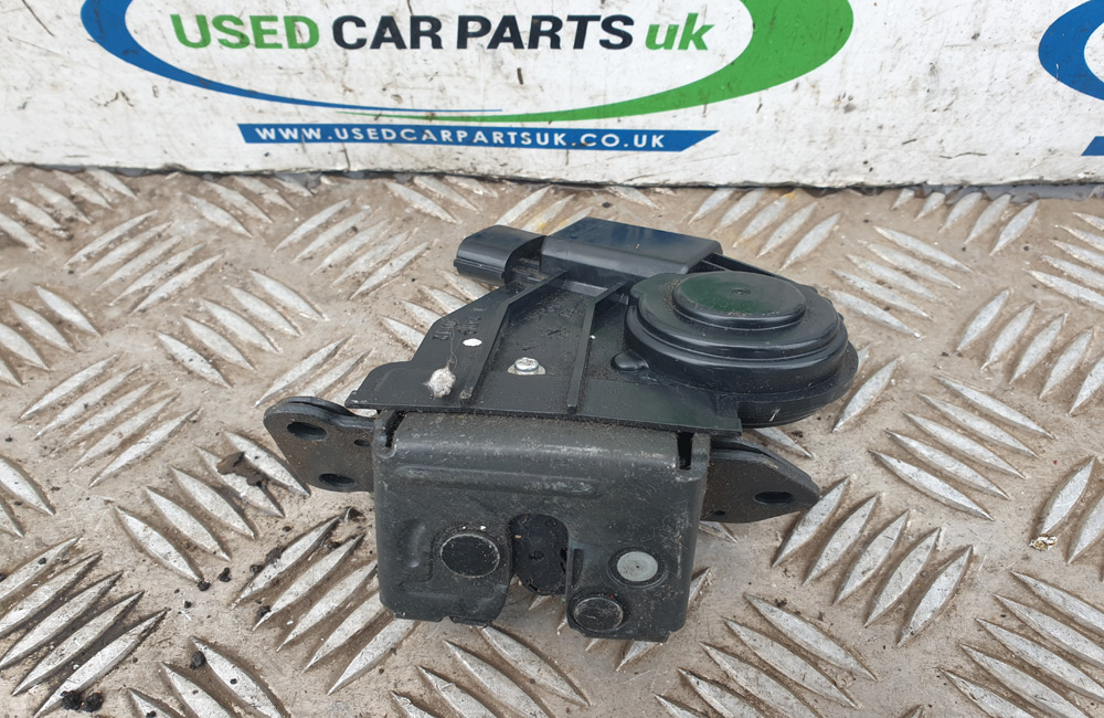 Toyota IQ boot tailgate catch lock motor | Used Car Parts UK