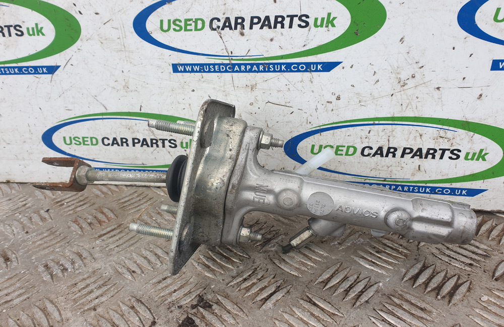 Toyota Prius brake master cylinder 132030-40110 | Used Car Parts UK