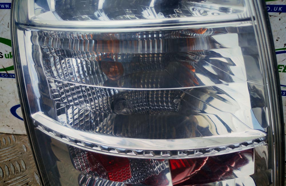 Toyota Prius MK2 Drivers Rear Tail Brake Light | Used Car Parts UK