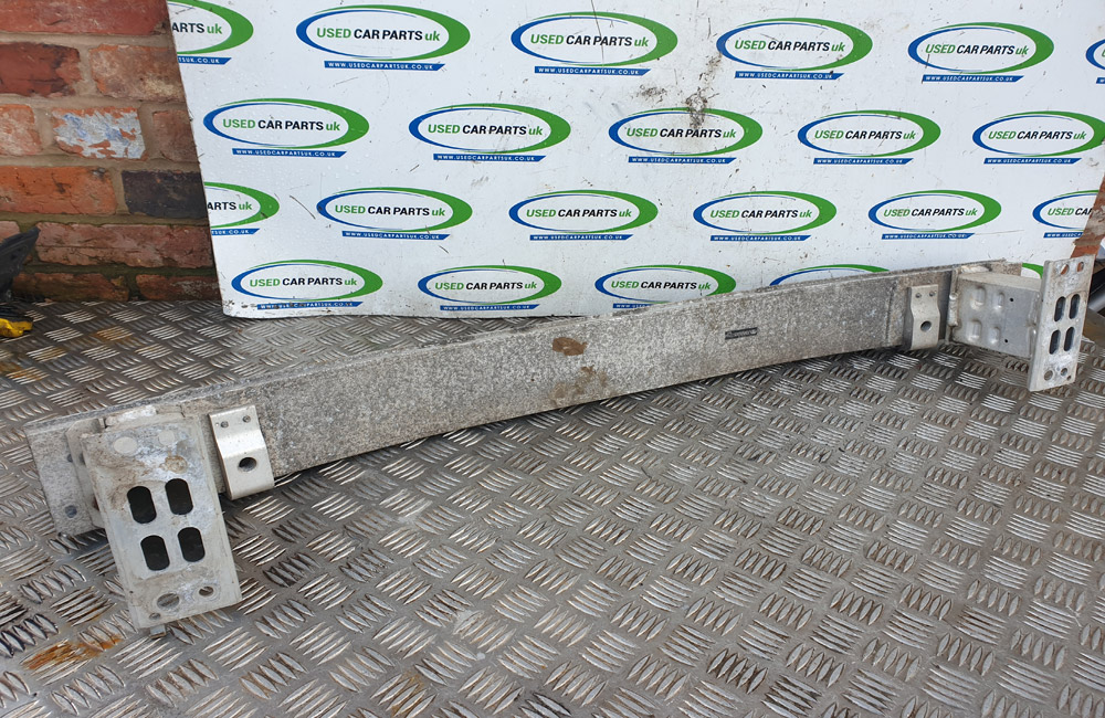 Toyota Prius MK3 front reinforcer crash bar | Used Car Parts UK