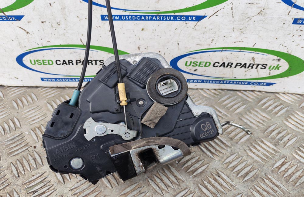 Toyota Verso MK2 Door Lock Motor Drivers Front | Used Car Parts UK