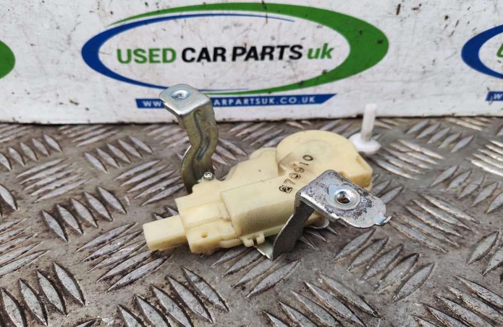 Toyota Yaris MK2 2009-2011 Boot Lock Actuator Motor | Used Car Parts UK