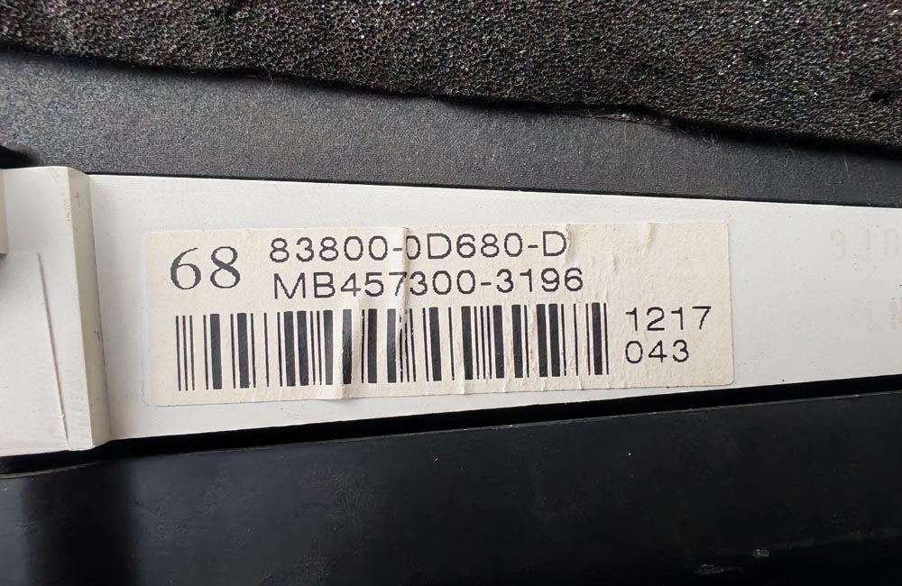 Toyota Yaris MK2 D4D Speedometer 83800-0D680-D | Used Car Parts UK