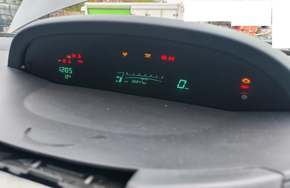Toyota Yaris MK2 D4D Speedometer 83800-0D681 | Used Car Parts UK