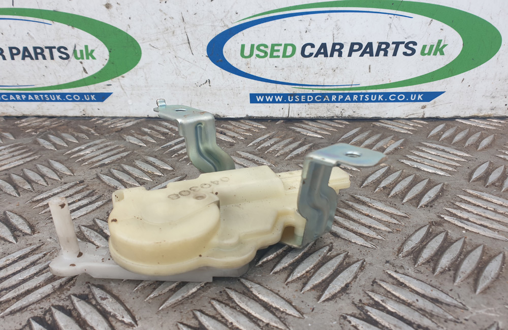 Toyota Yaris MK2 boot lock catch 2006-2011 | Used Car Parts UK