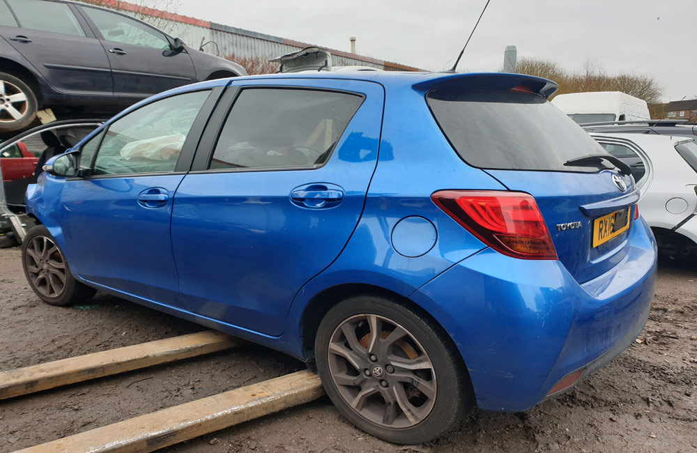 Toyota Yaris MK3 door window glass tinted rear left | Used Car Parts UK