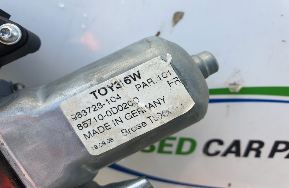Toyota Yaris 3 door window regulator electric MK2 | Used Car Parts UK