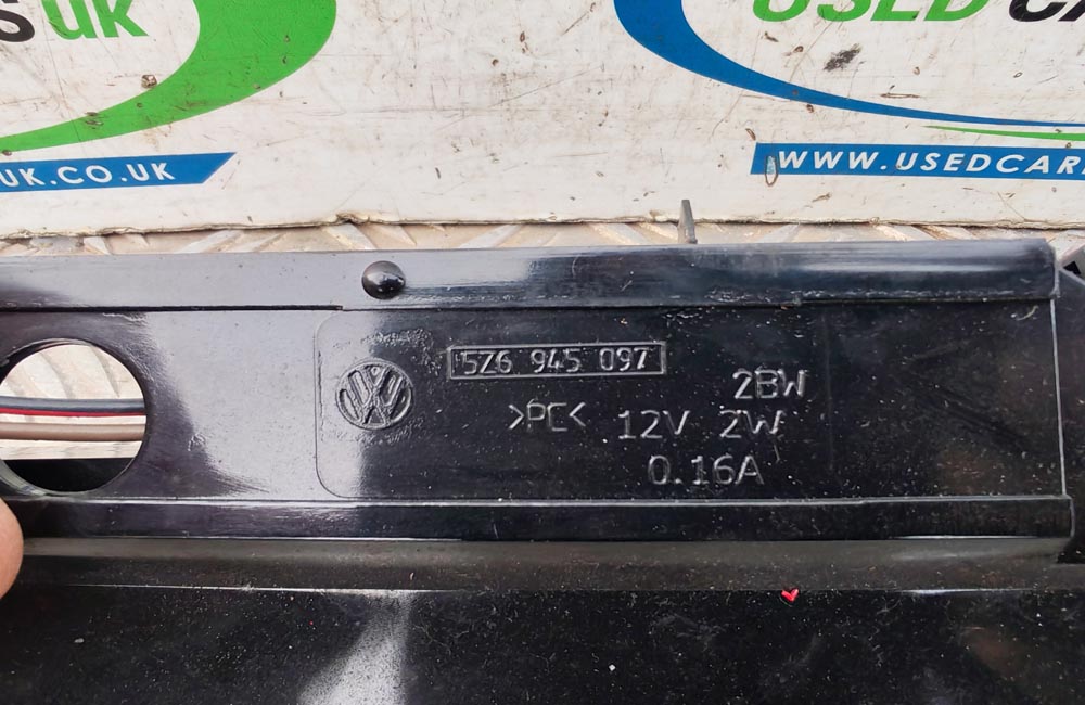 VW Fox High Level Middle Brake Light 5Z6945097 | Used Car Parts UK